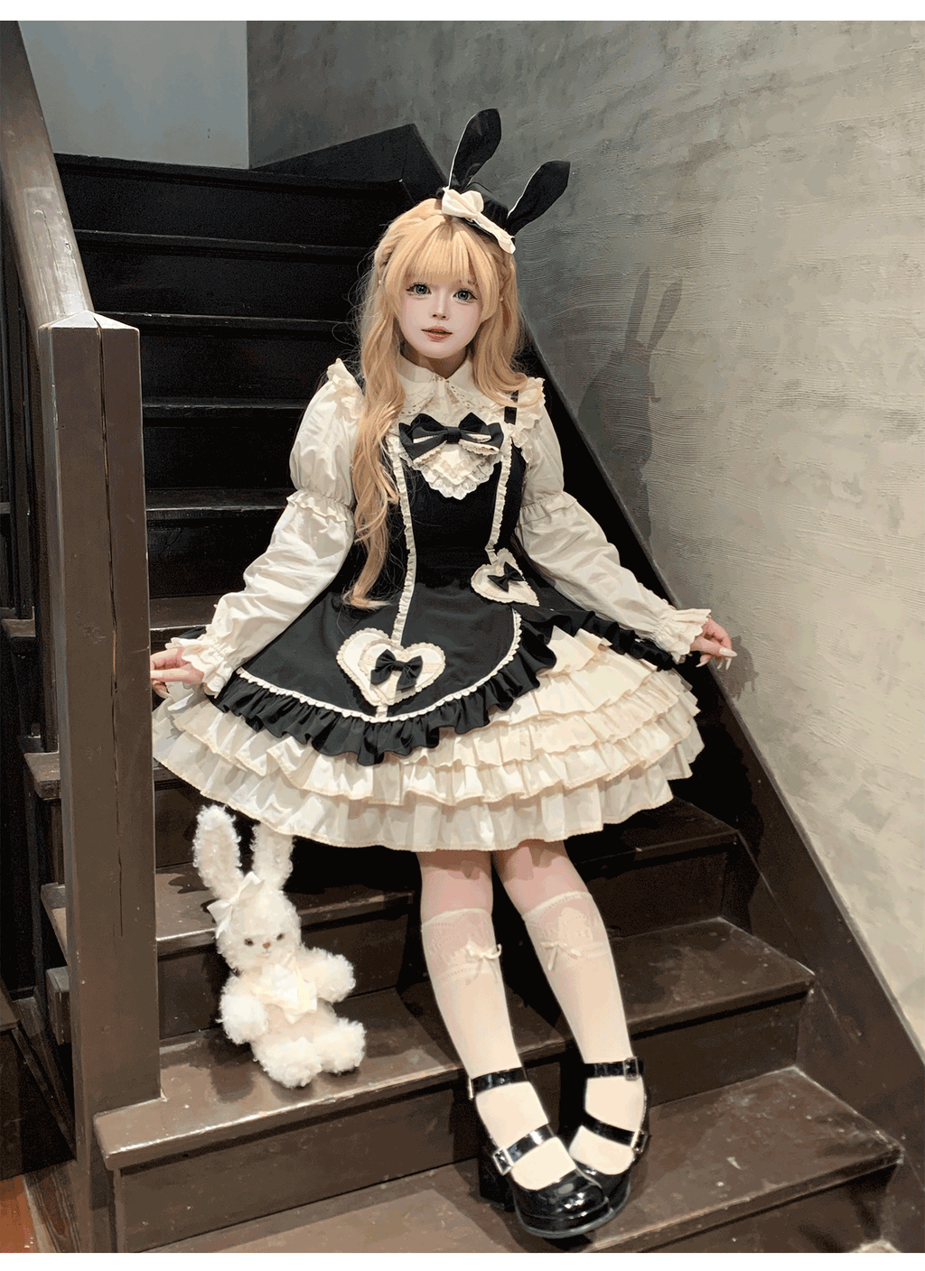 Tiered Hem Old School Lolita JSK, Side Opening